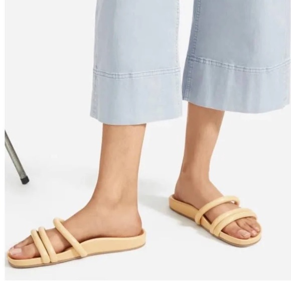 Everlane | Shoes | Everlane The Form Three Strap Slide Sandals | Poshmark